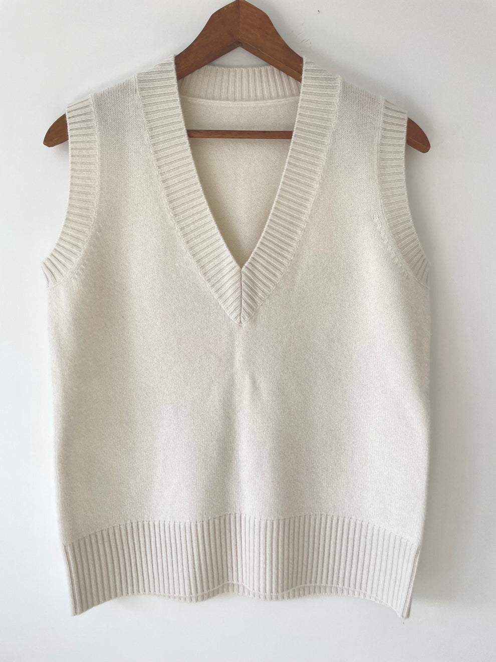 Essential Cashmere Vest - Milk