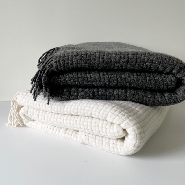 Cocoon Cashmere Blanket - 2 Clrs – Loomwares NZ